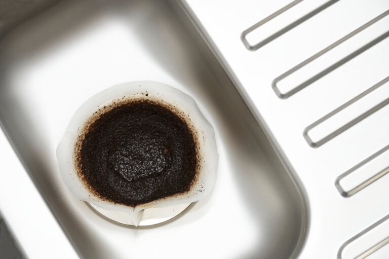 8 Blocked Drain Causes and How to Easily Solve Them - Wipe and Organize